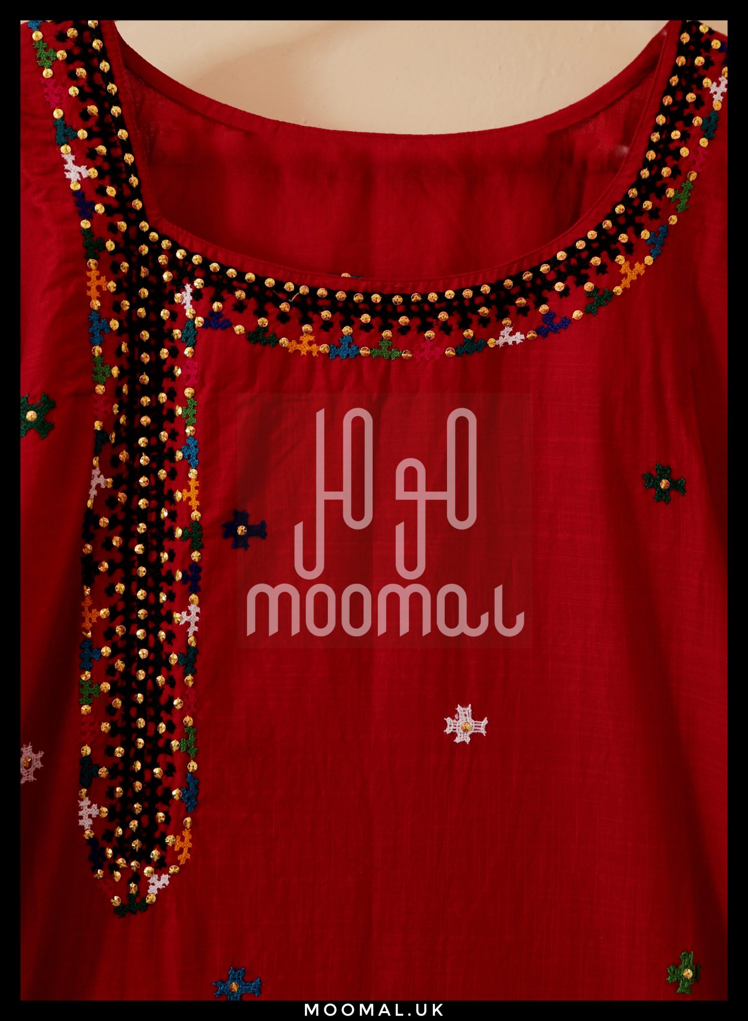 Embroidered Sindhi Suit – red shirt and off white toursers – Moomal