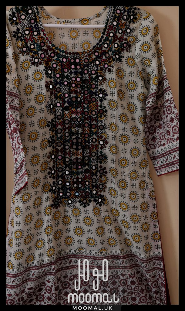 Embroidered Sindhi Shirt + Scarf – Wheel Print – Moomal